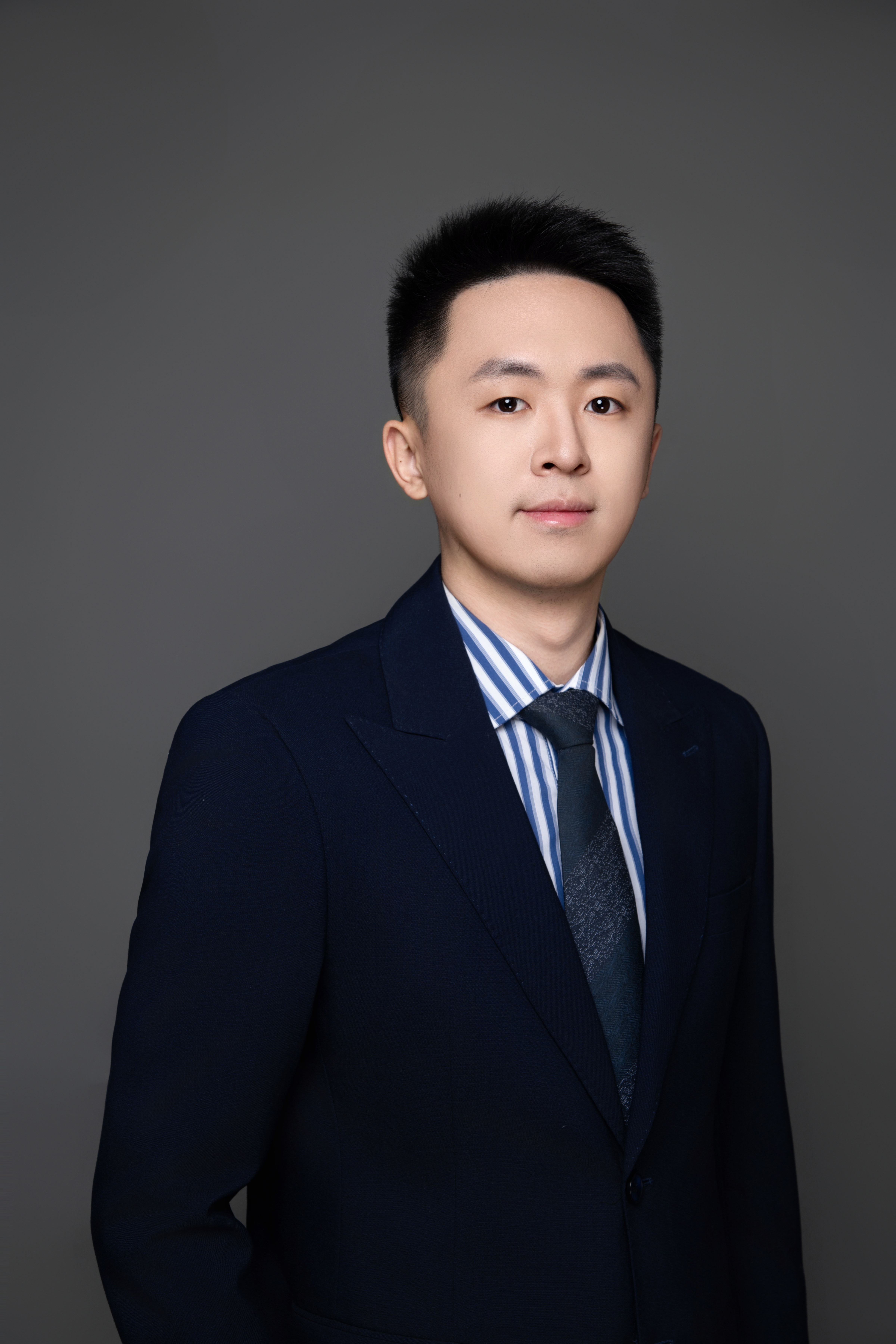 Yuzhong Wang (王禹忠)